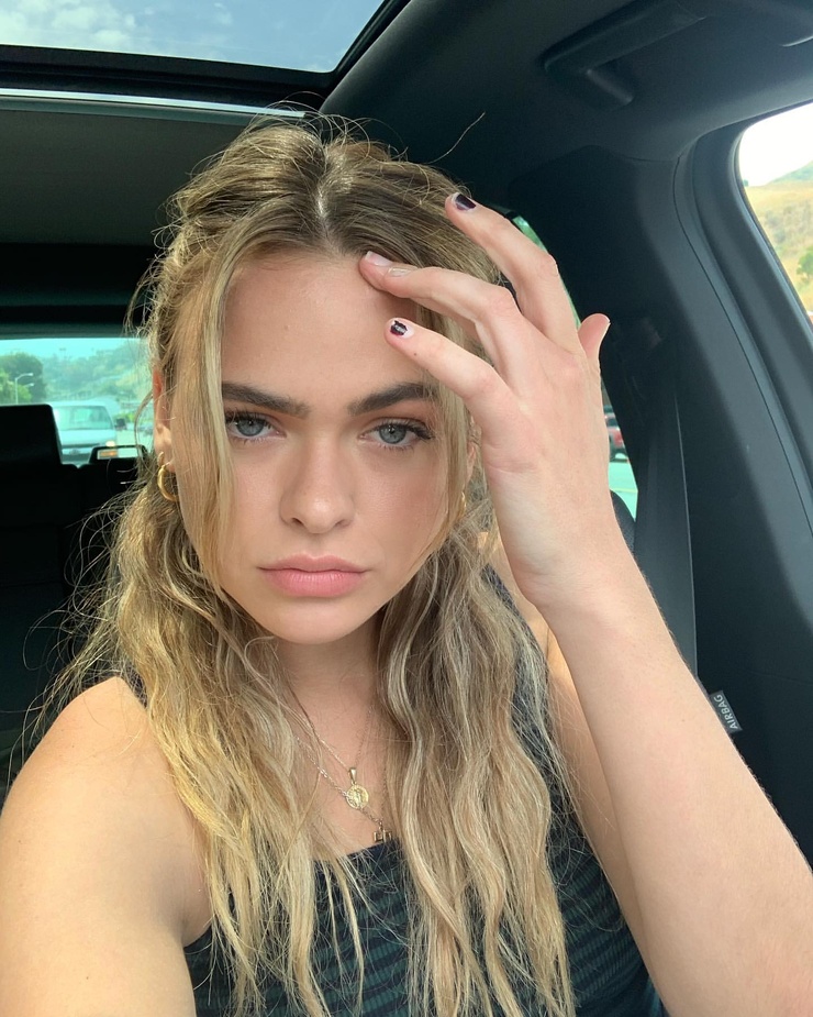 Picture of Summer McKeen