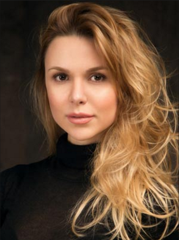 Picture of Eva Aveeva