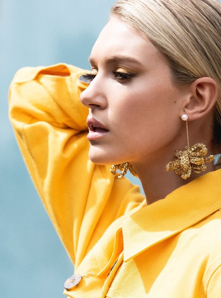 Picture of Caroline Lowe