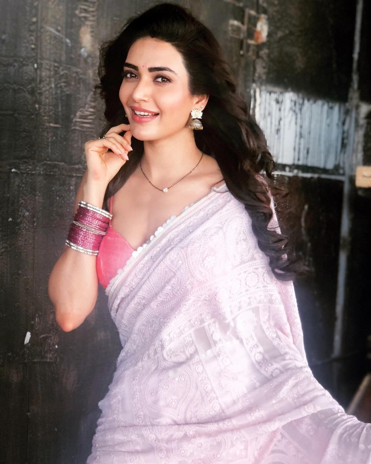 Picture of Karishma Tanna