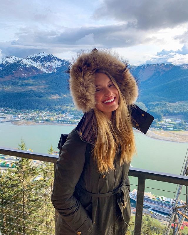 Picture of Caroline Lowe