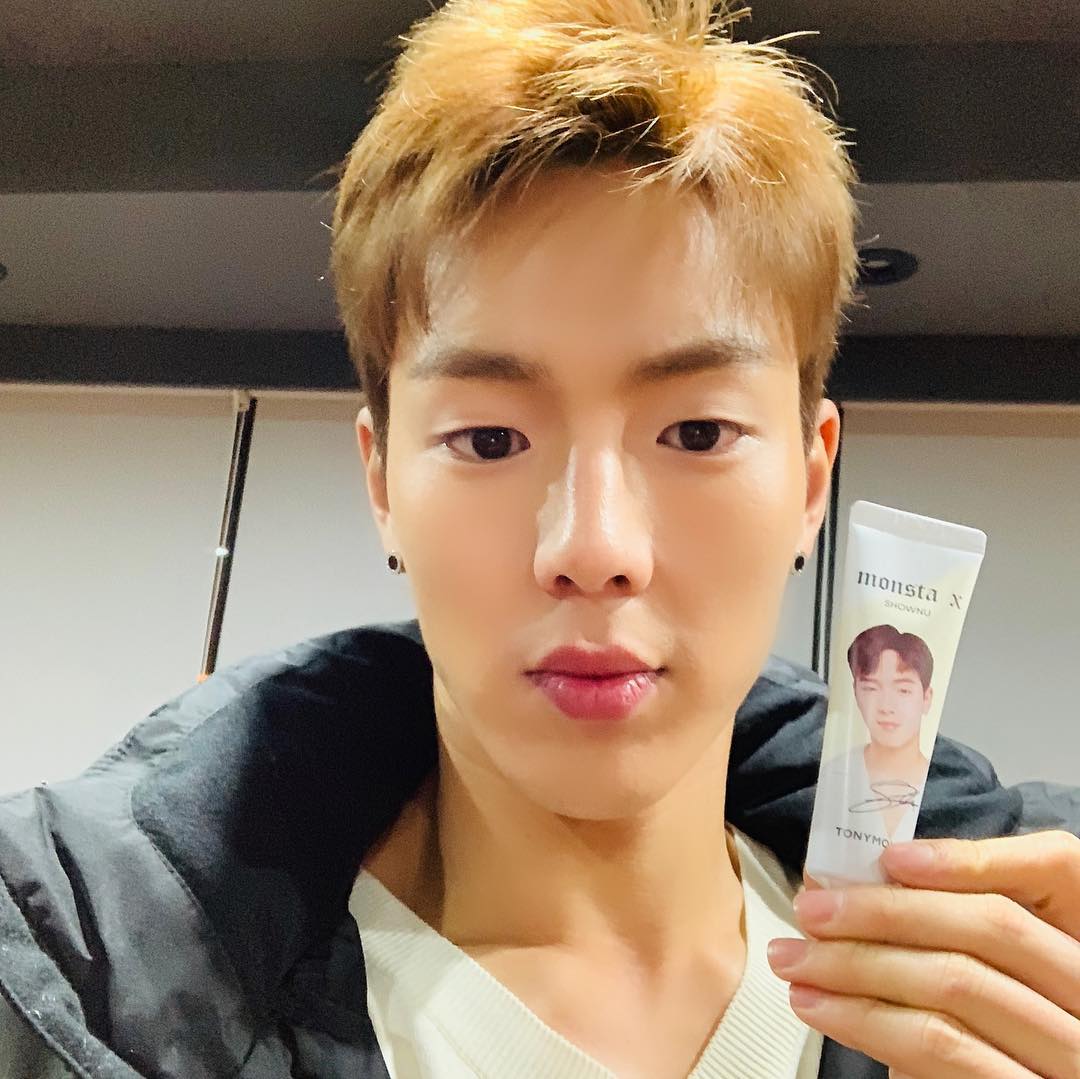 Picture of Shownu (MONSTA X)