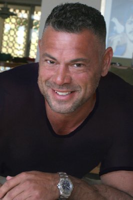 Picture of Chris Villa