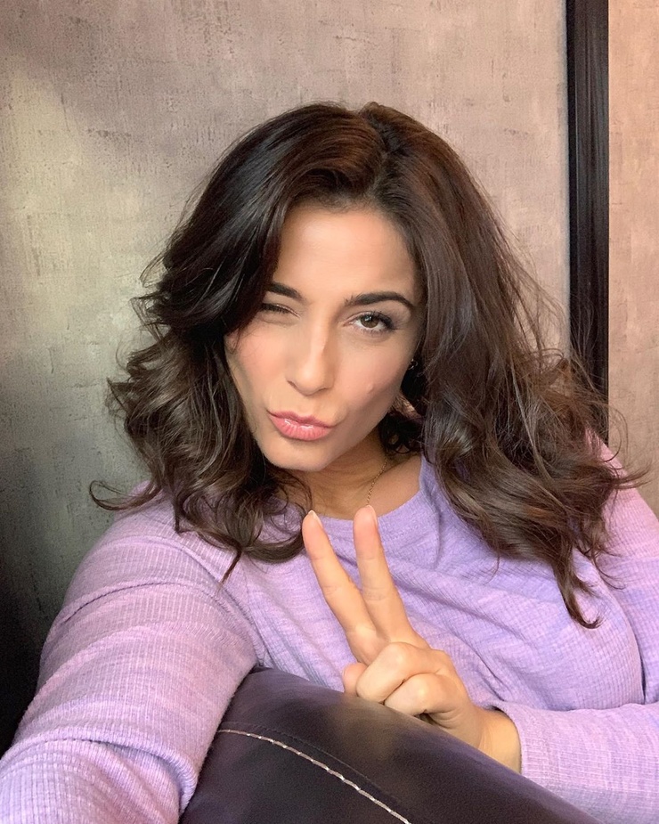 Picture of Elysia Rotaru