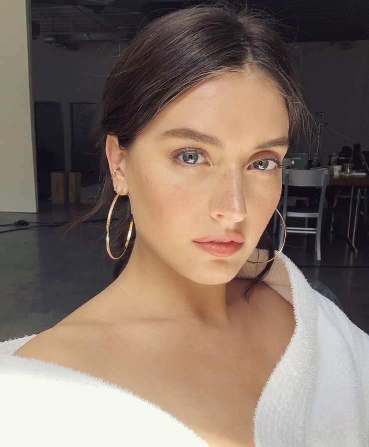 Image of Jessica Clements
