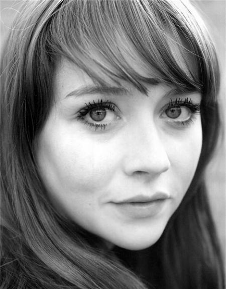 Picture of Laura Pyper