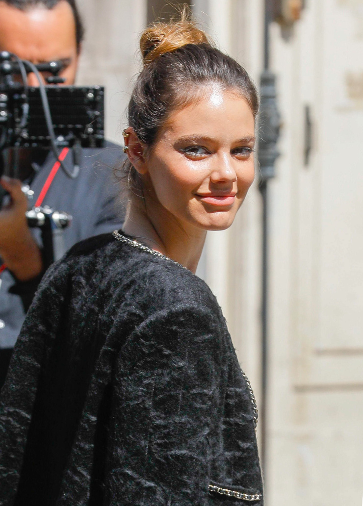 Picture of Laura Neiva