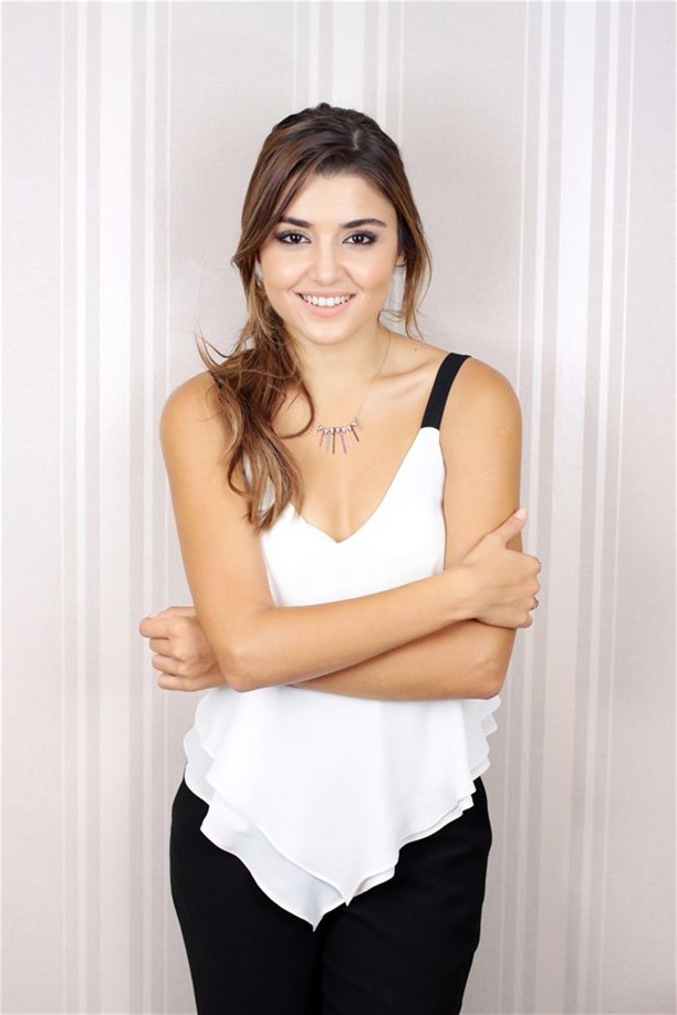 Picture of Hande Erçel