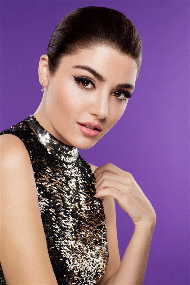 Picture of Hande Erçel