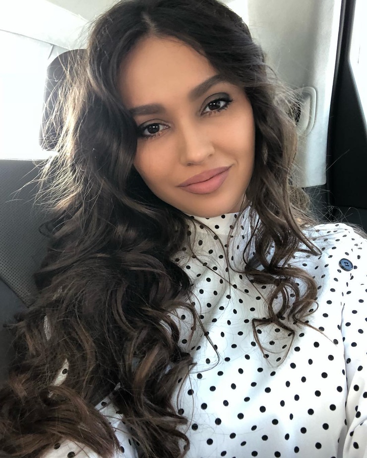 Mari Melnikova image