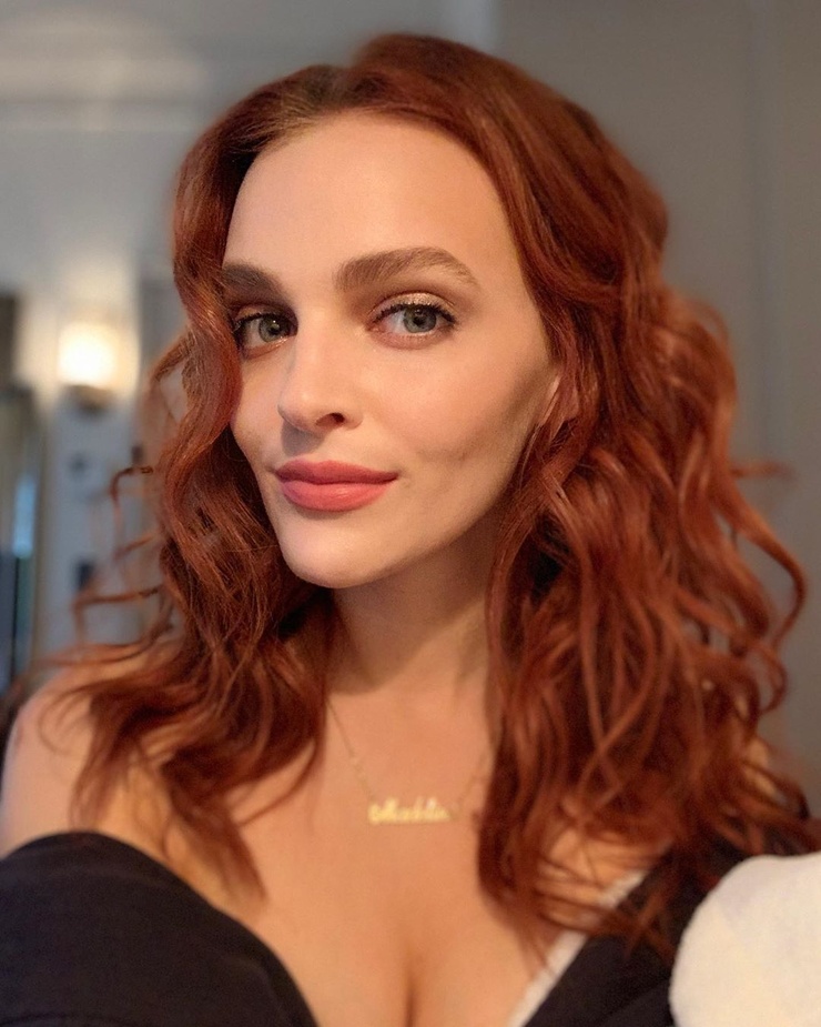 Madeline Brewer picture