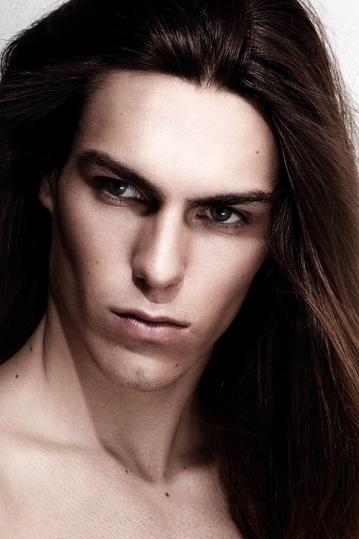 Picture of Travis Smith (model)