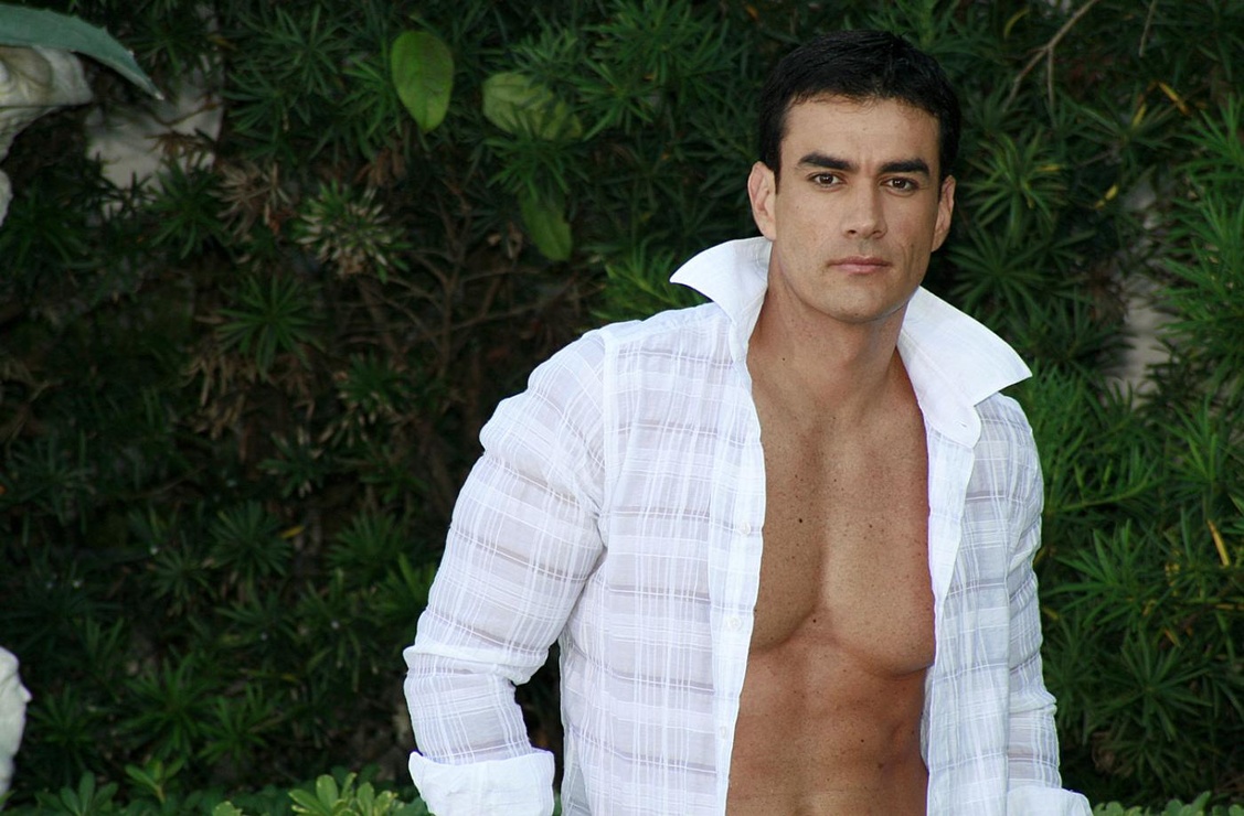 Picture of David Zepeda