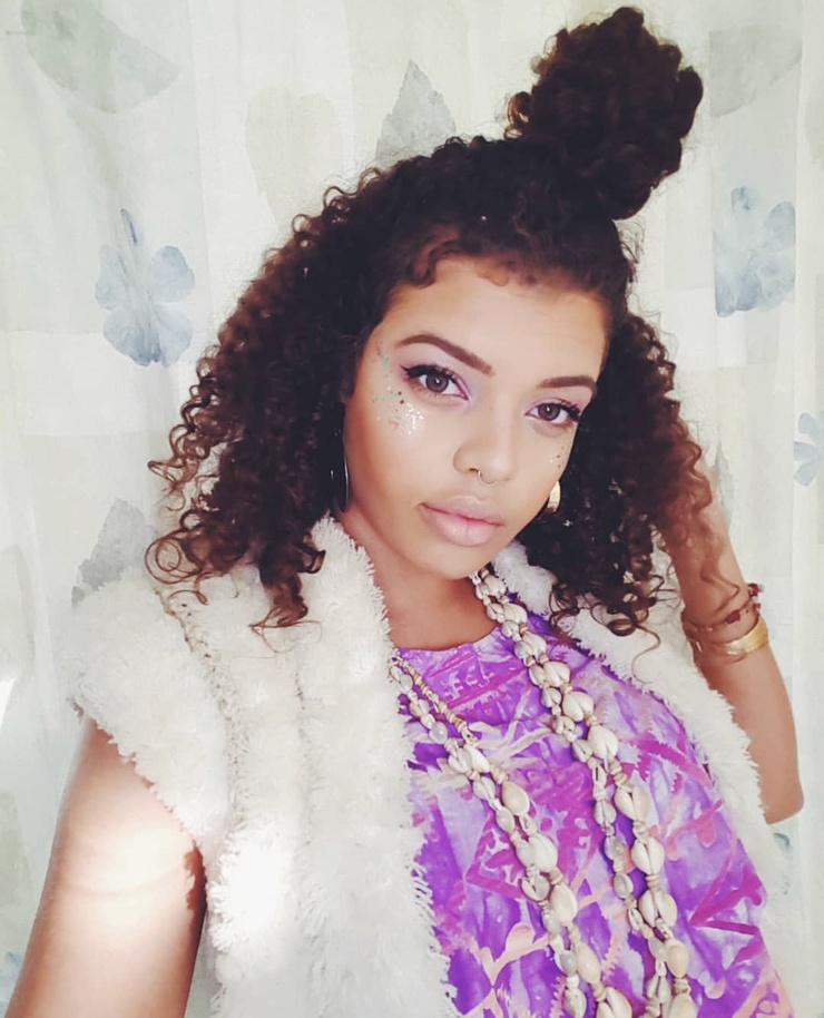 Picture of Sarah Barrable-Tishauer