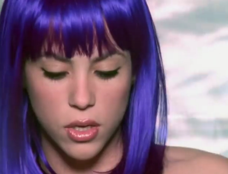 Shakira: Las de la Intuición image