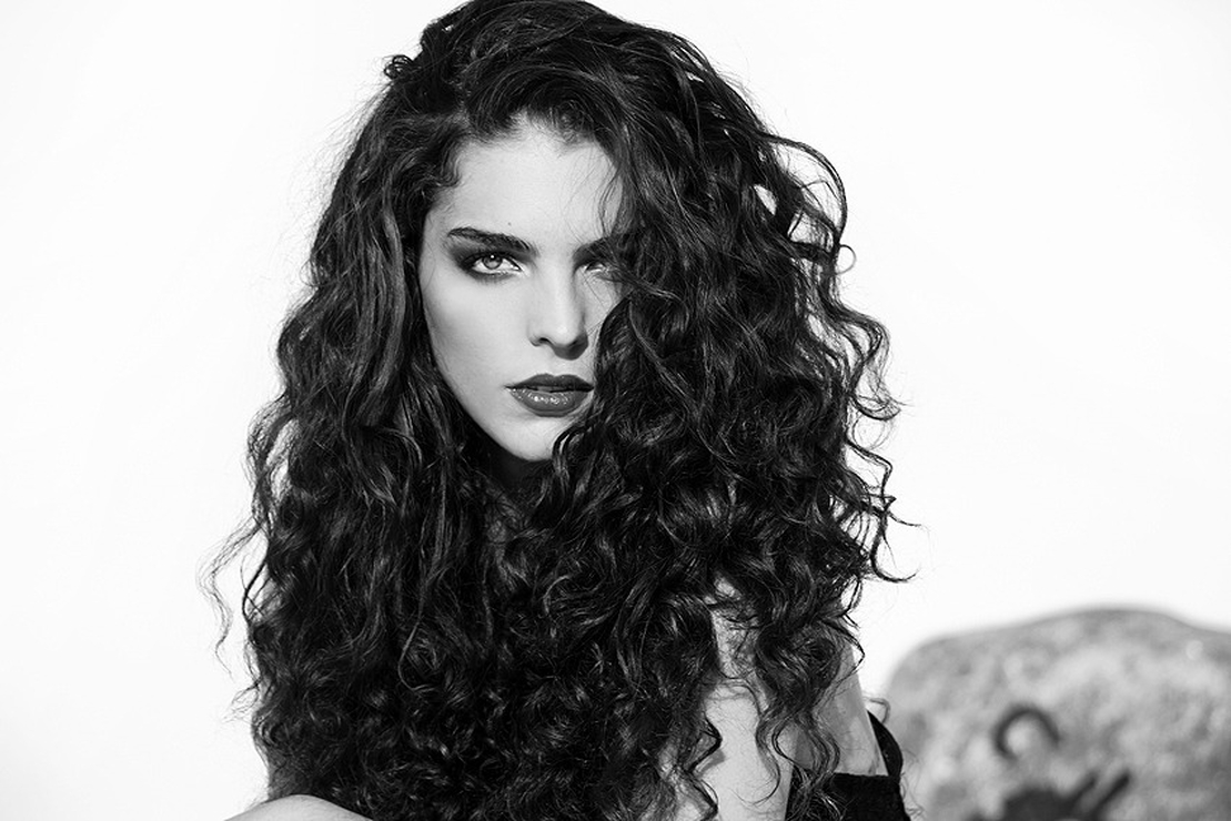 Julia Konrad picture