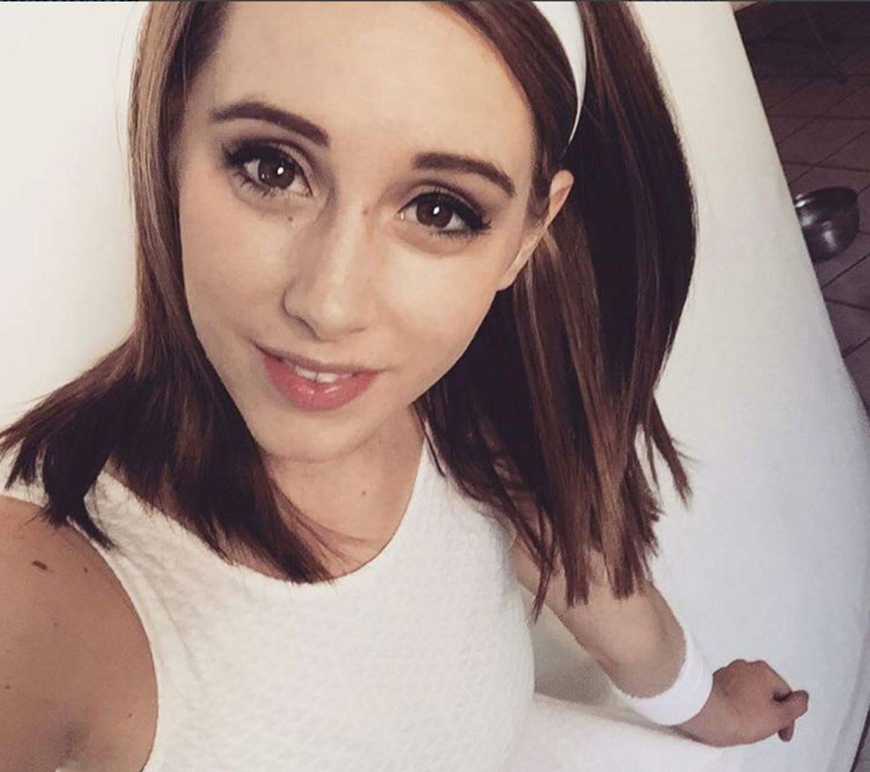 Picture Of Heather Vaughn