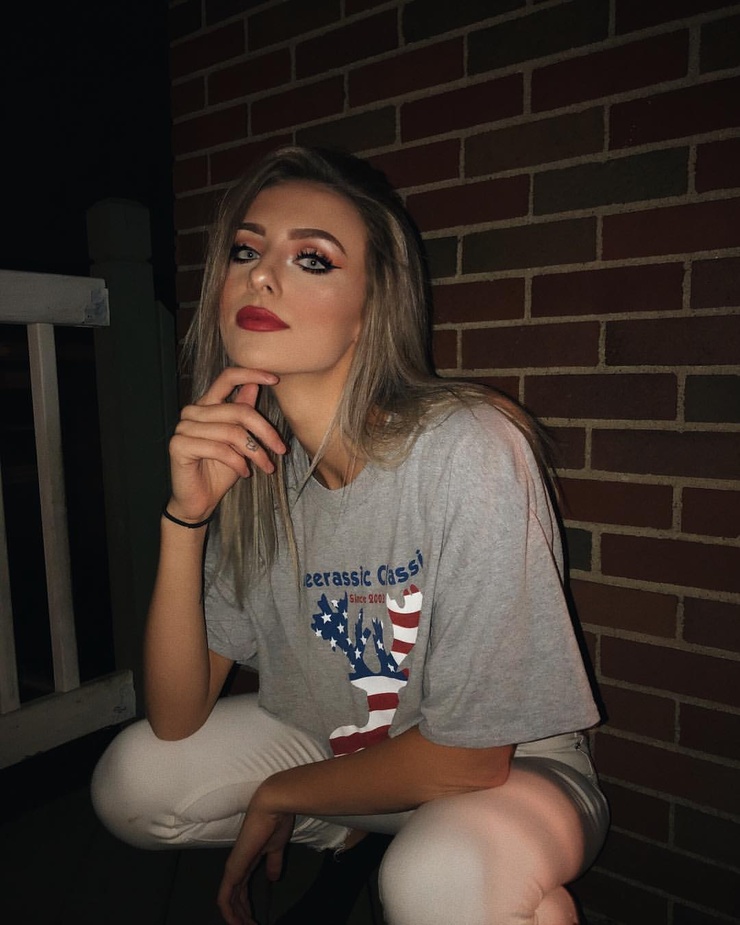 Picture of Danielle Renaee