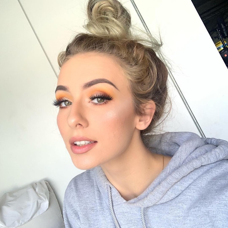 Picture of Danielle Renaee