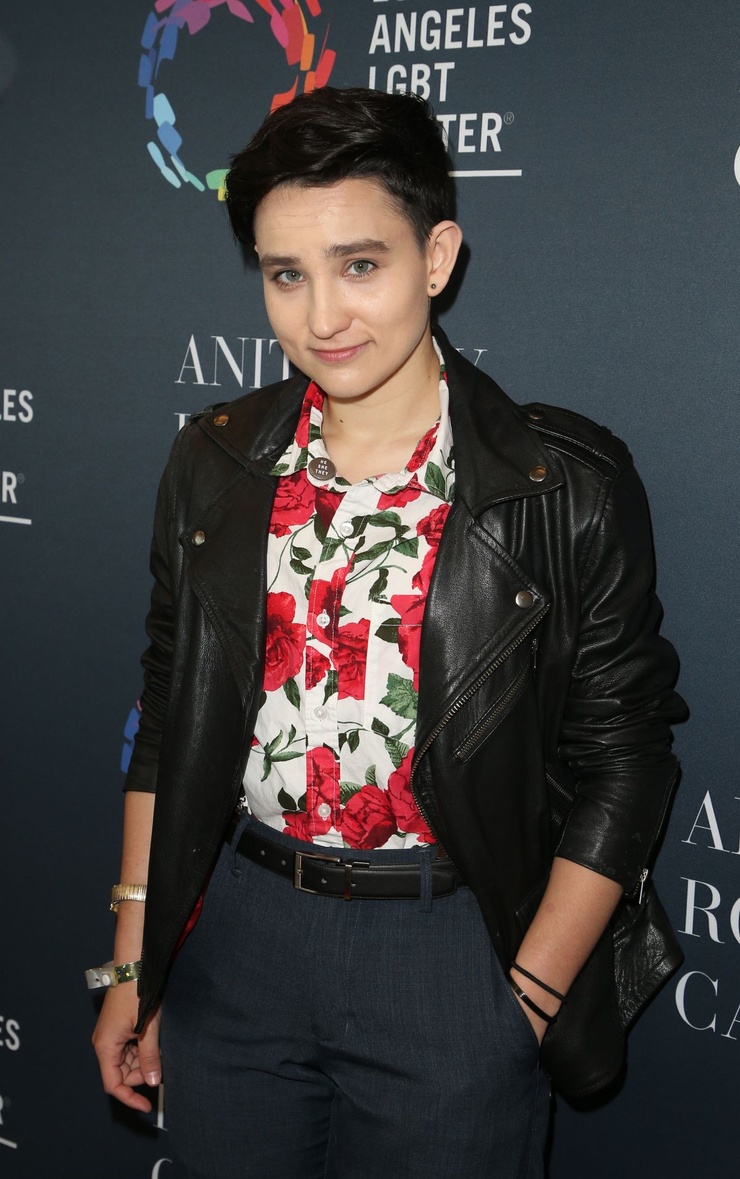 Picture of Bex Taylor-Klaus