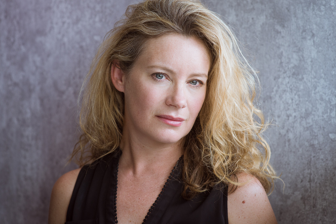 Picture of Amanda Douge