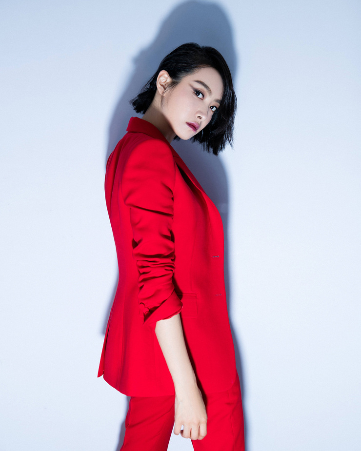 Picture of Victoria Song