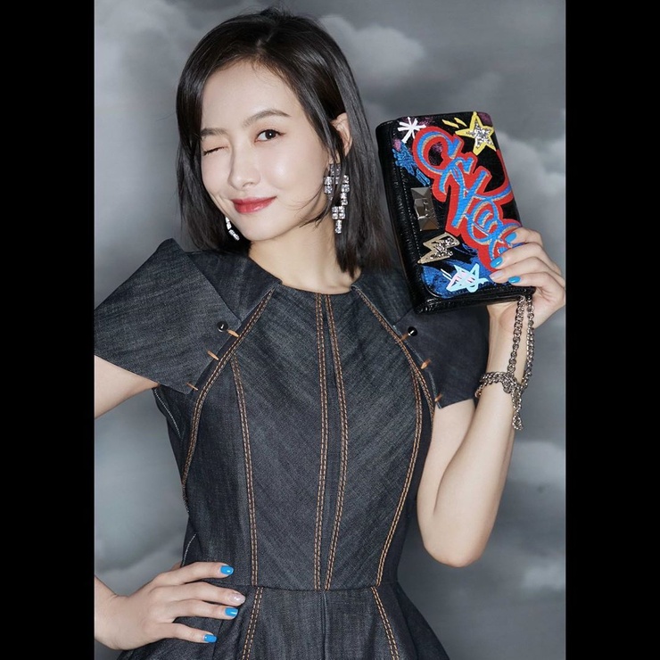 Picture of Victoria Song