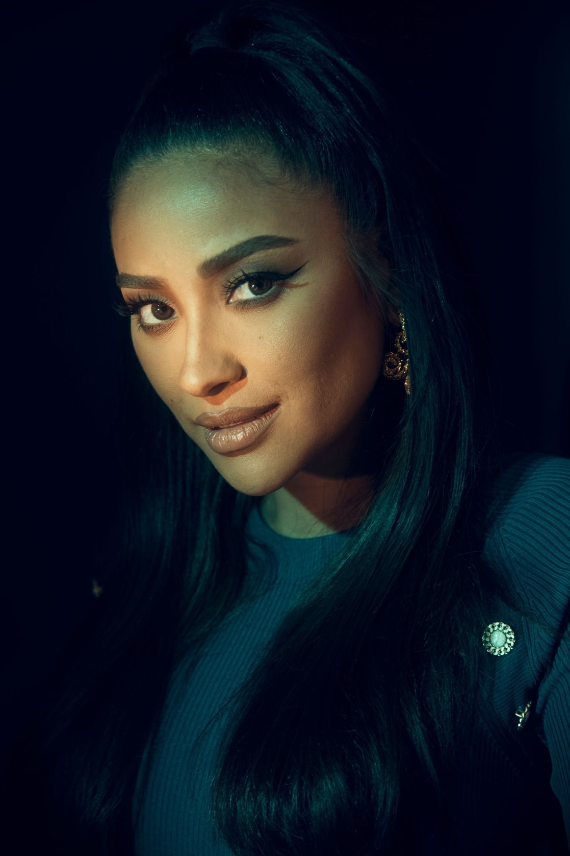 Picture of Shay Mitchell