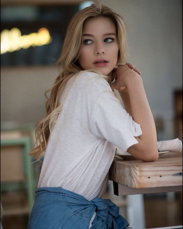 Emily Brown II picture