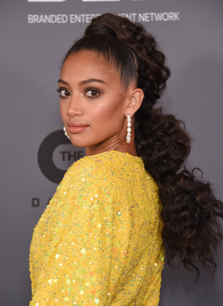 Image of Samantha Logan