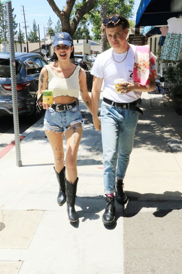 Picture of Halsey