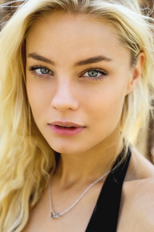 Picture of Holly Horne