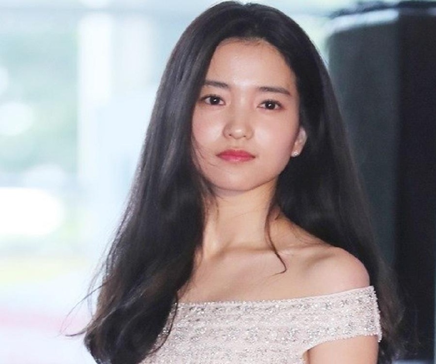 Tae Ri Kim