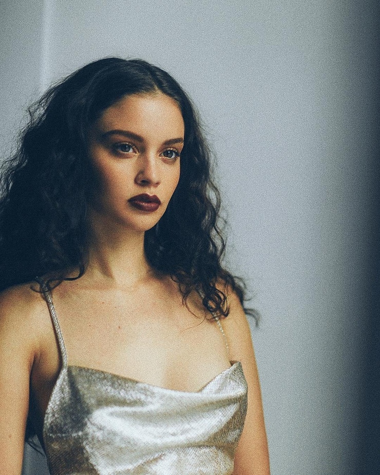 Picture of Sabrina Claudio