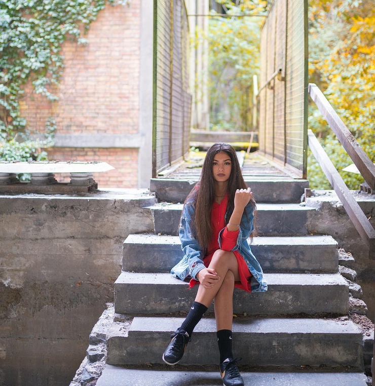 Picture of Elisa Maino