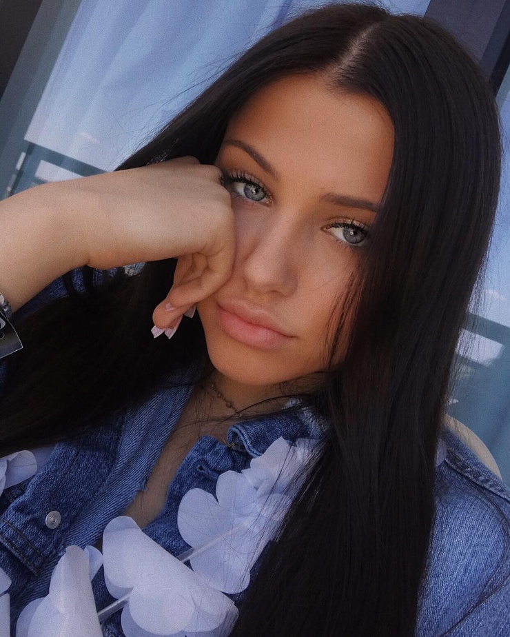 Picture of Elle Danjean