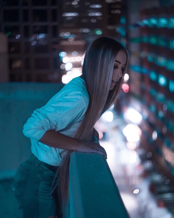 Picture of Allie Harding