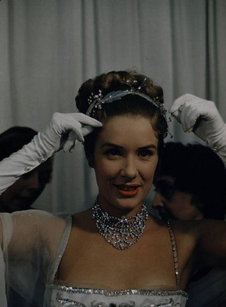 Picture of Sally Ann Howes