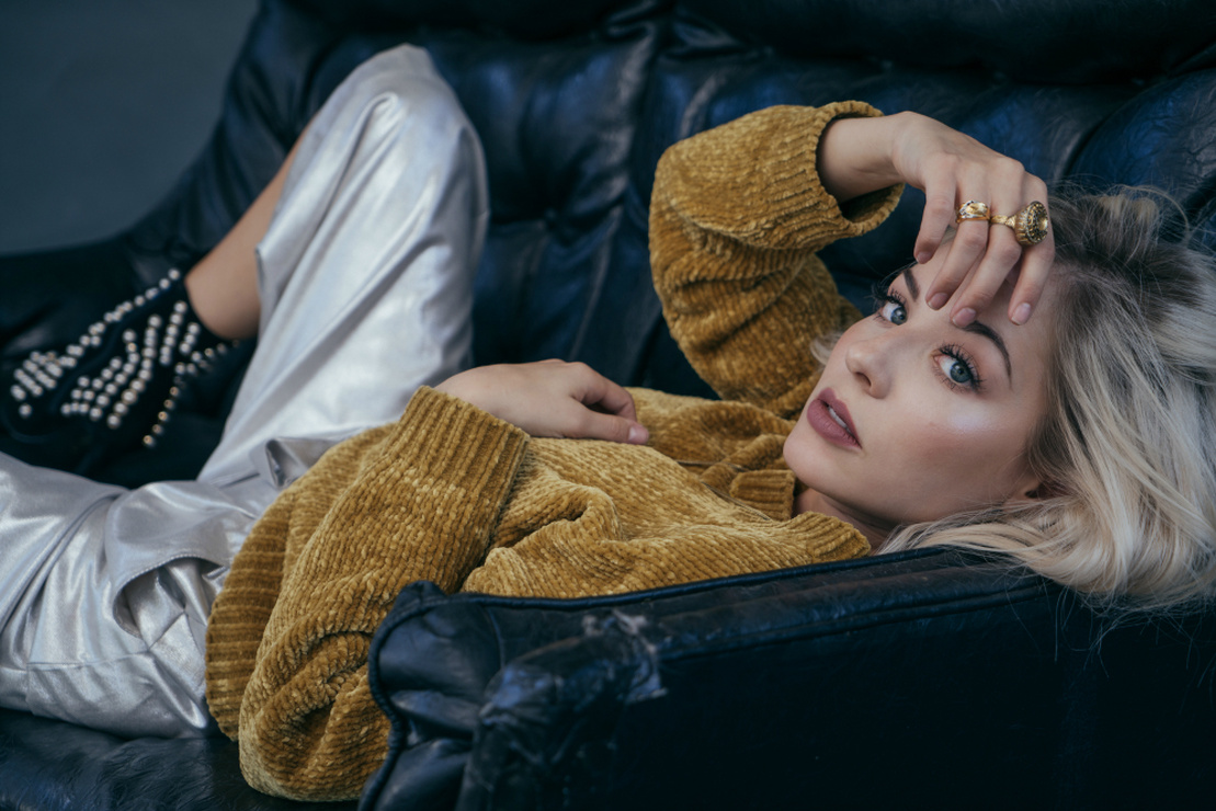 Picture of MacKenzie Porter