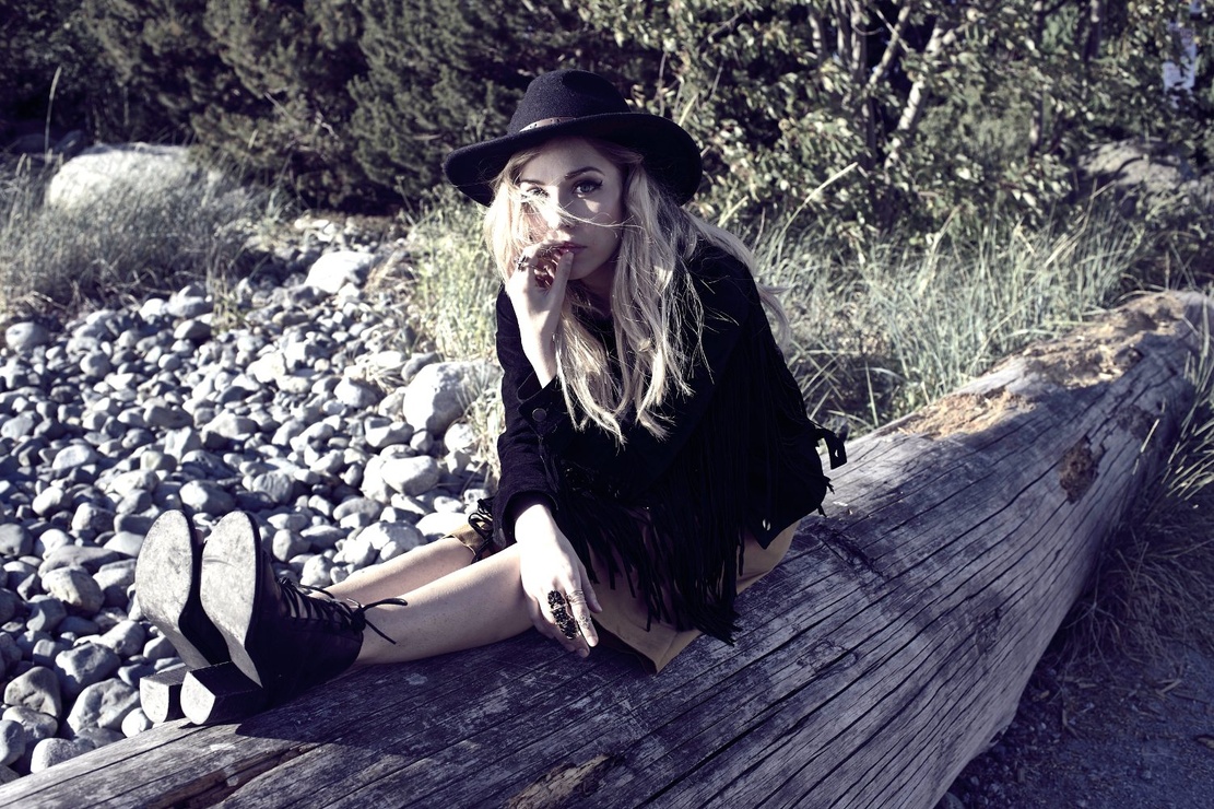 MacKenzie Porter image