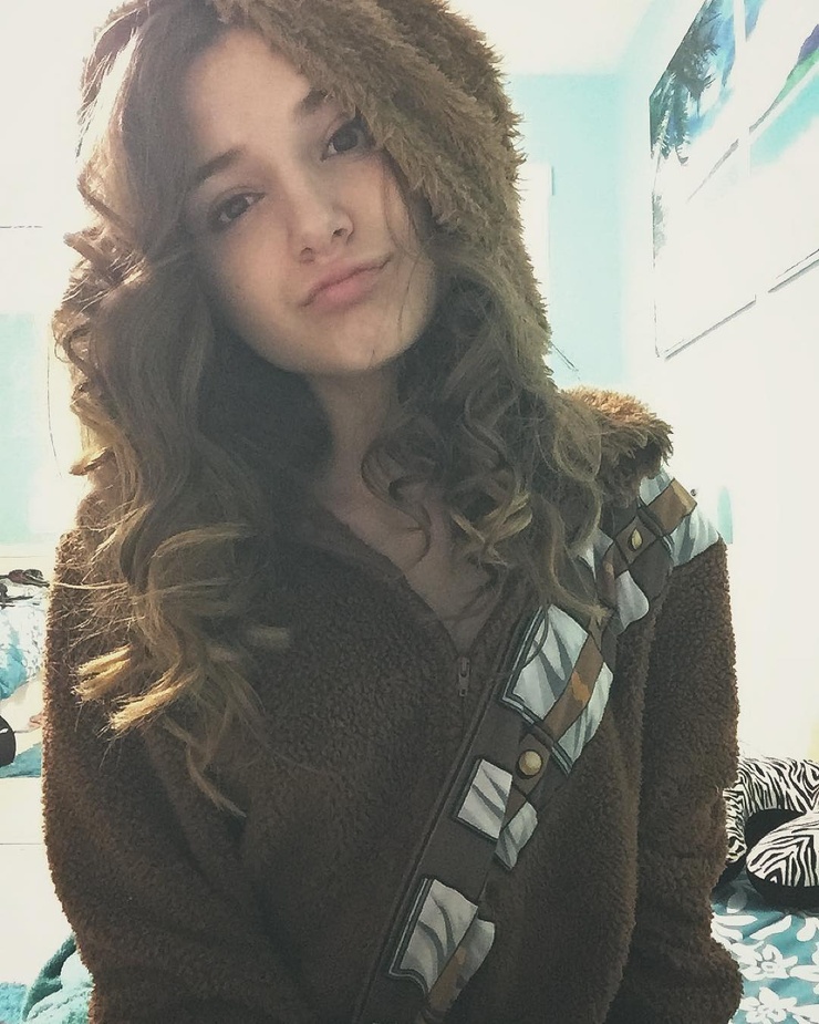 Picture of Kayce Brewer