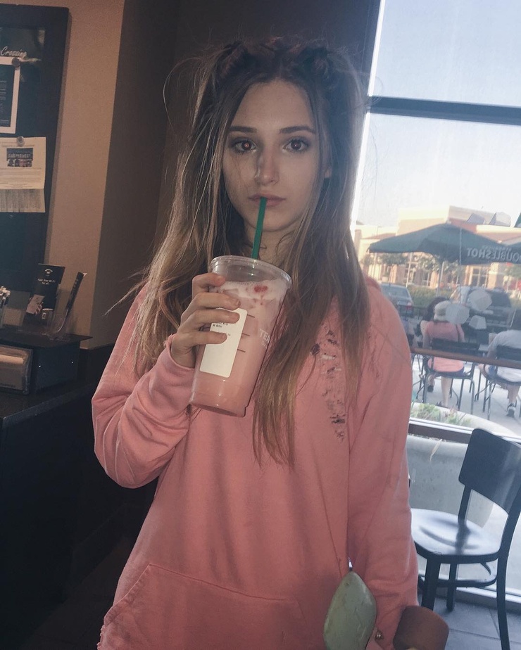 Picture of Kayce Brewer