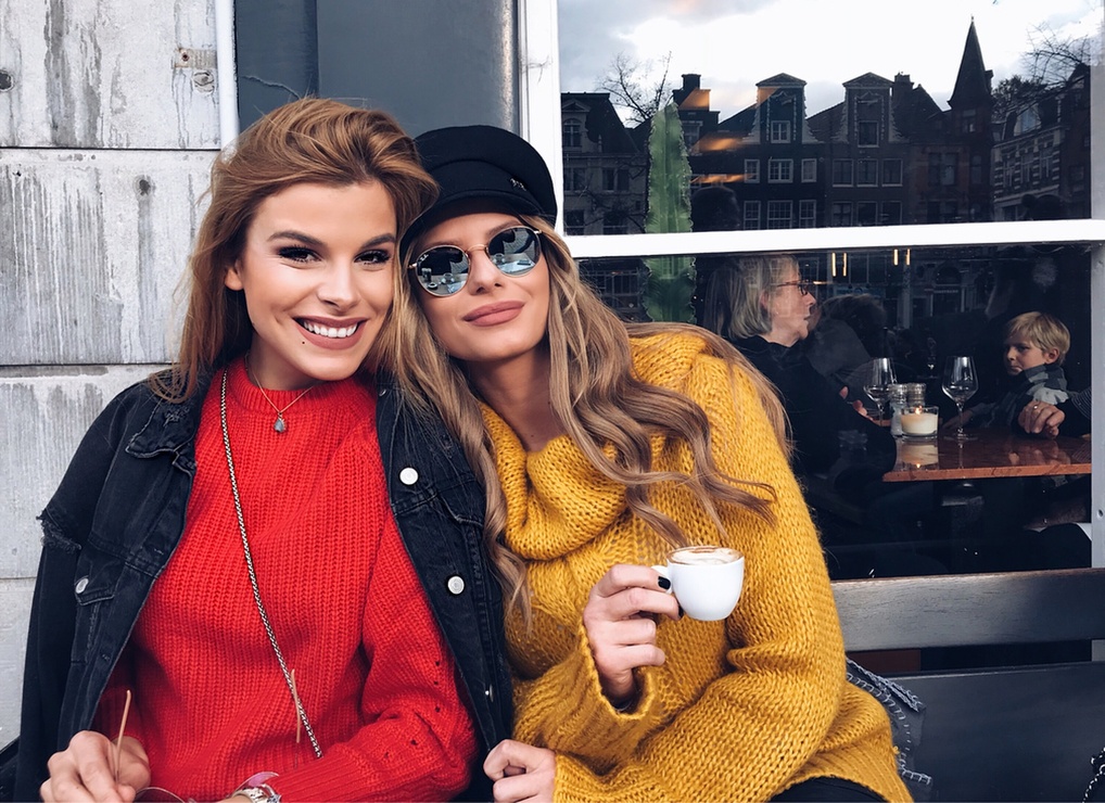 Ana & Maja Mihajlovic