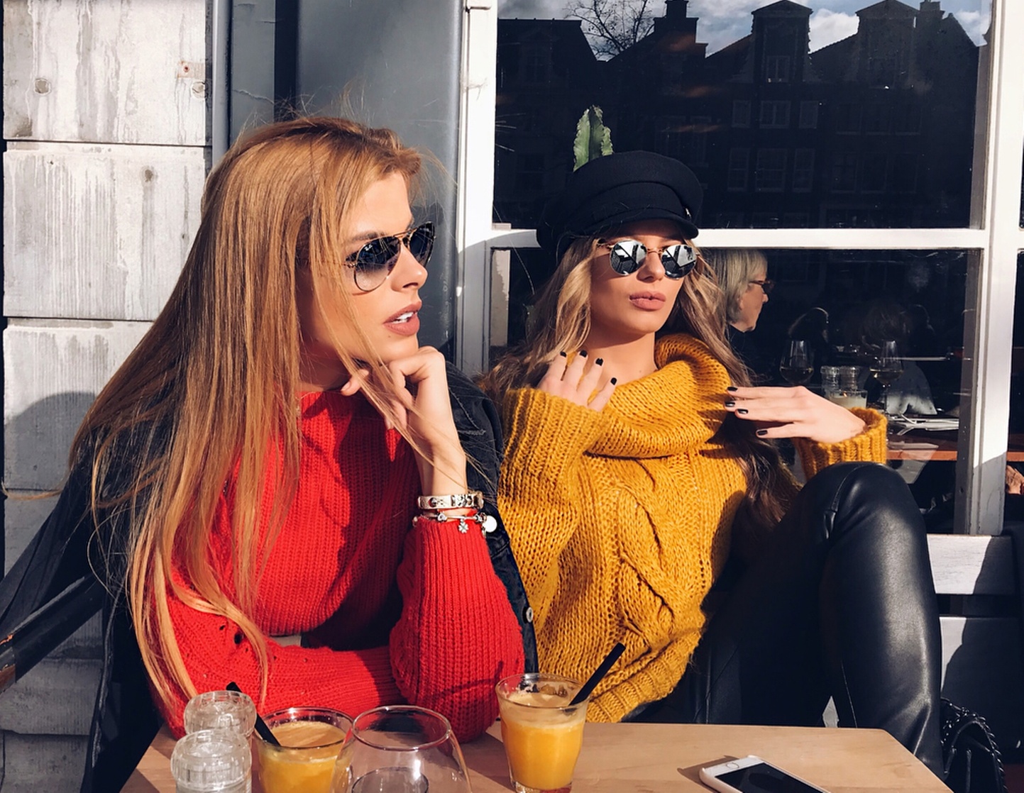 Ana & Maja Mihajlovic