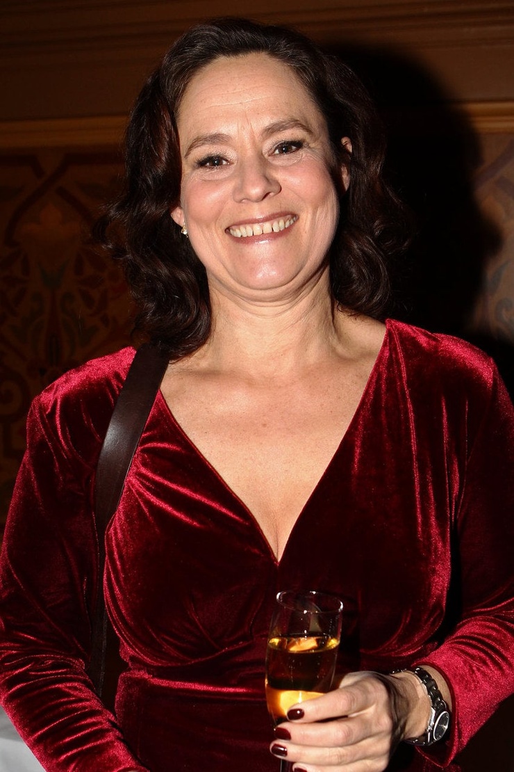 Pernilla August image