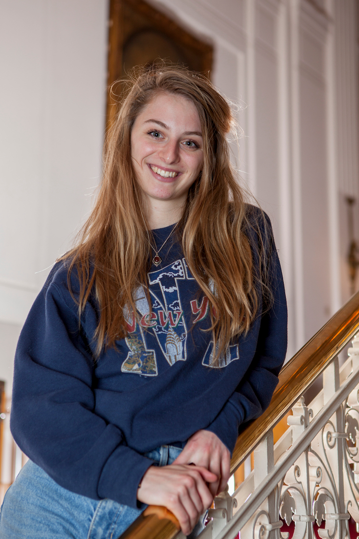 Claire Bender picture