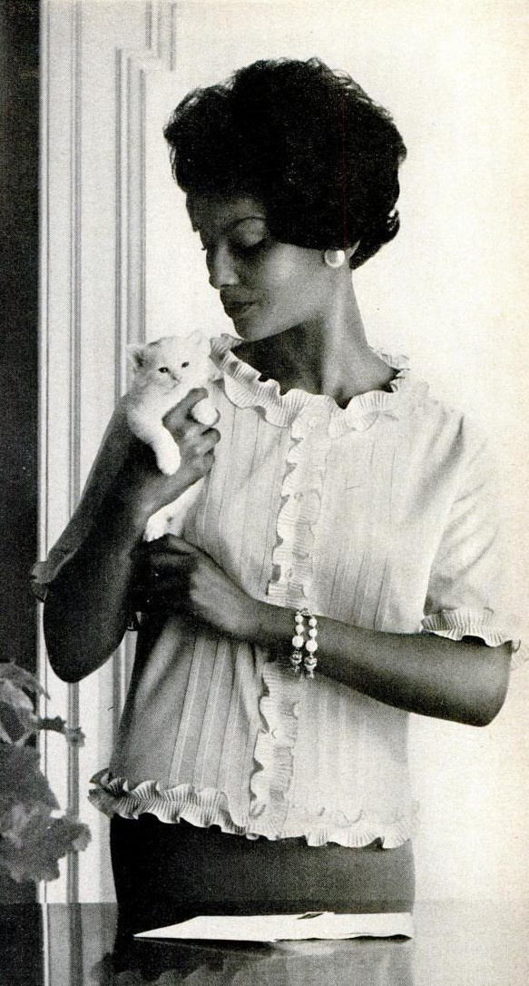 Helen Williams image