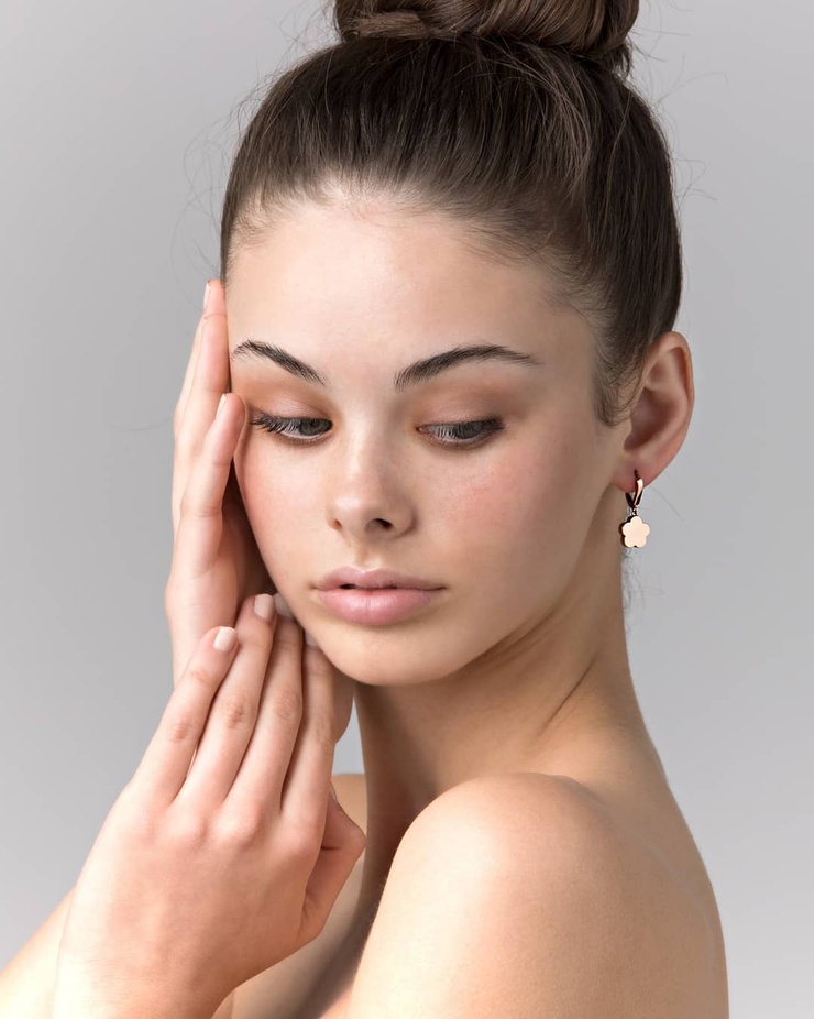 Meika Woollard picture