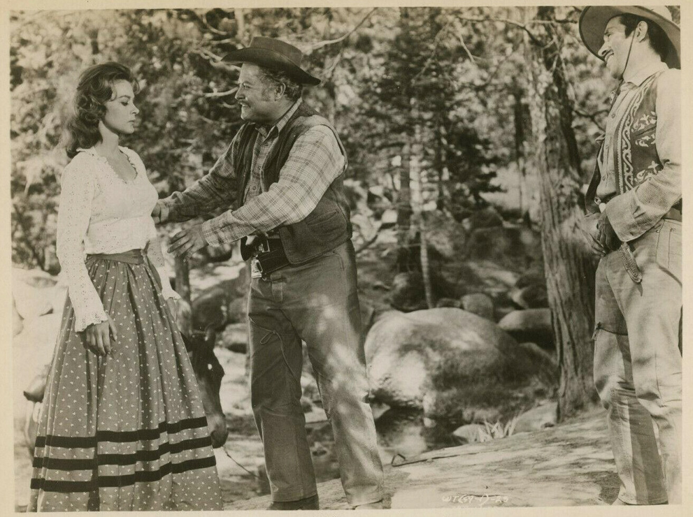 Joyce Meadows, William Mims, Alberto Monte