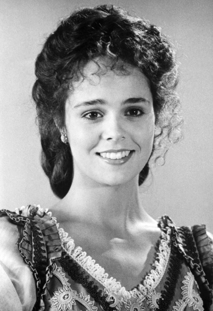 Picture of Cynthia Dale